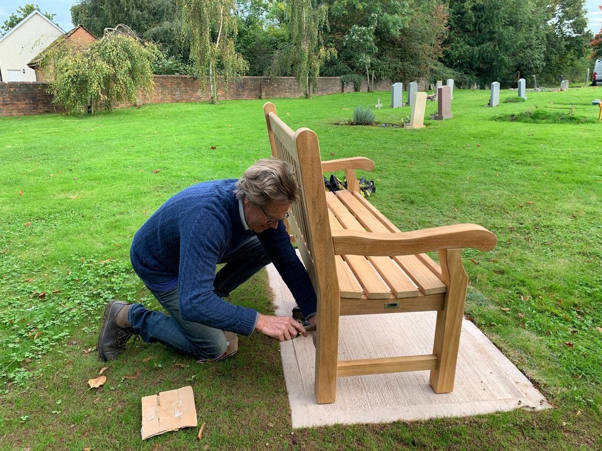 Bench installation service – Memorial Benches